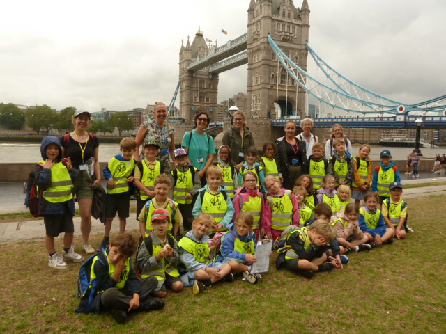 Year 2 visit Tower Bridge – Nutfield Church Primary School
